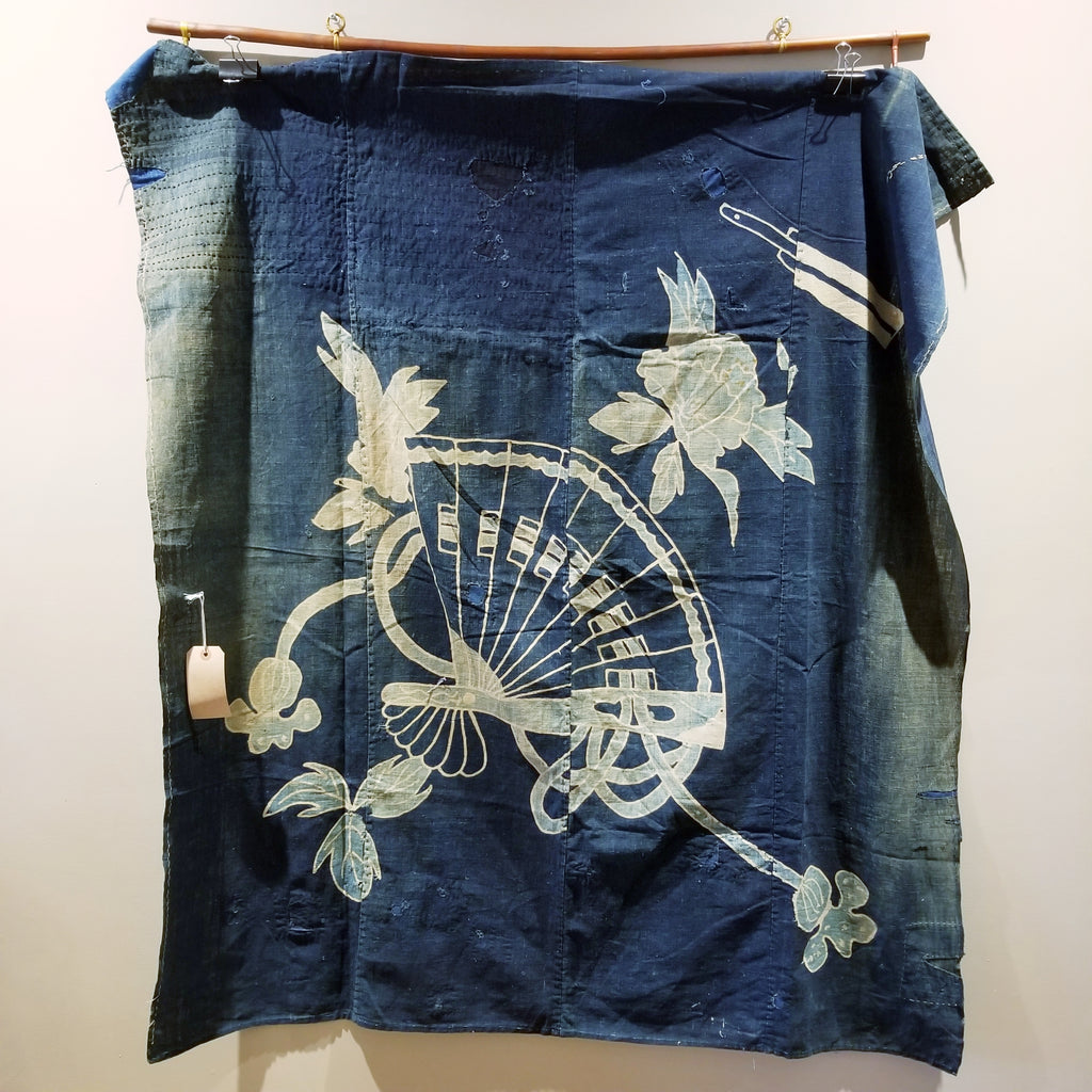 Boro Faded Indigo Sashiko Patched Fan Tsutsugaki 143cm x 123cm - Siamurai