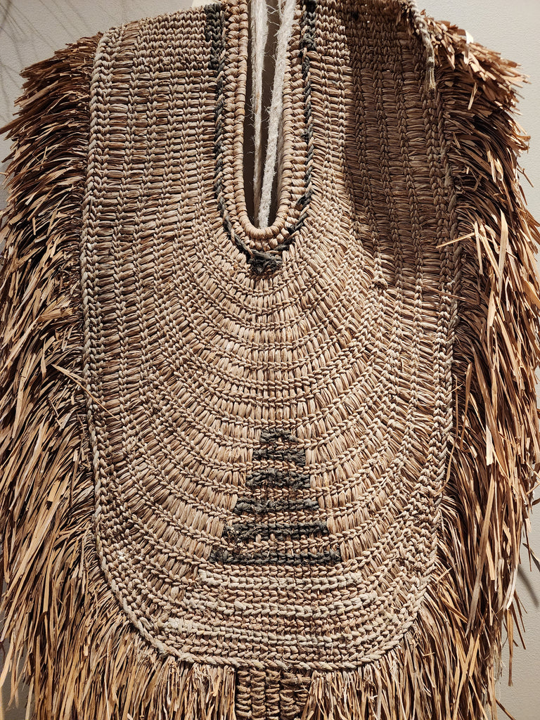 Japanese Mino Straw Cape, Farm Tools & Vine Basket - Siamurai